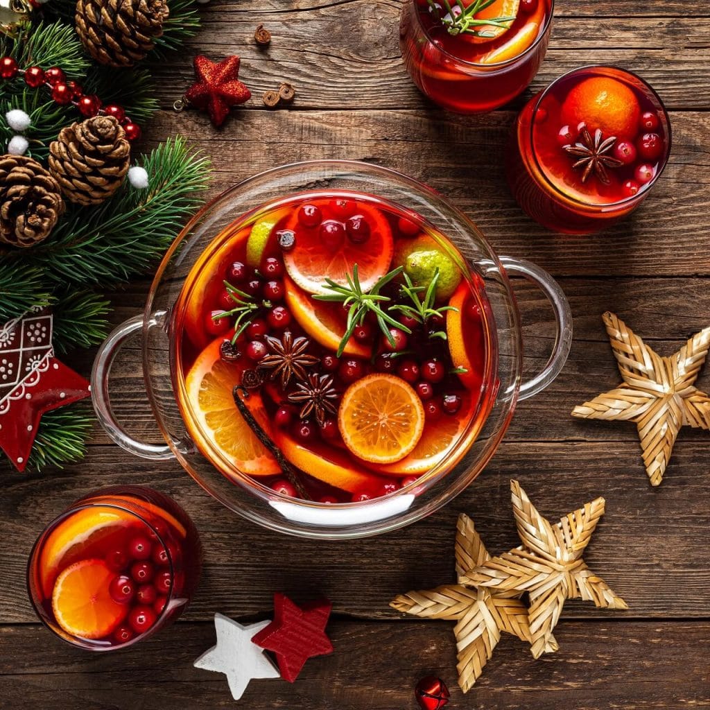 Świąteczne poncze. Aż 10 przepisów, które rozgrzeją Was po zimowym ...