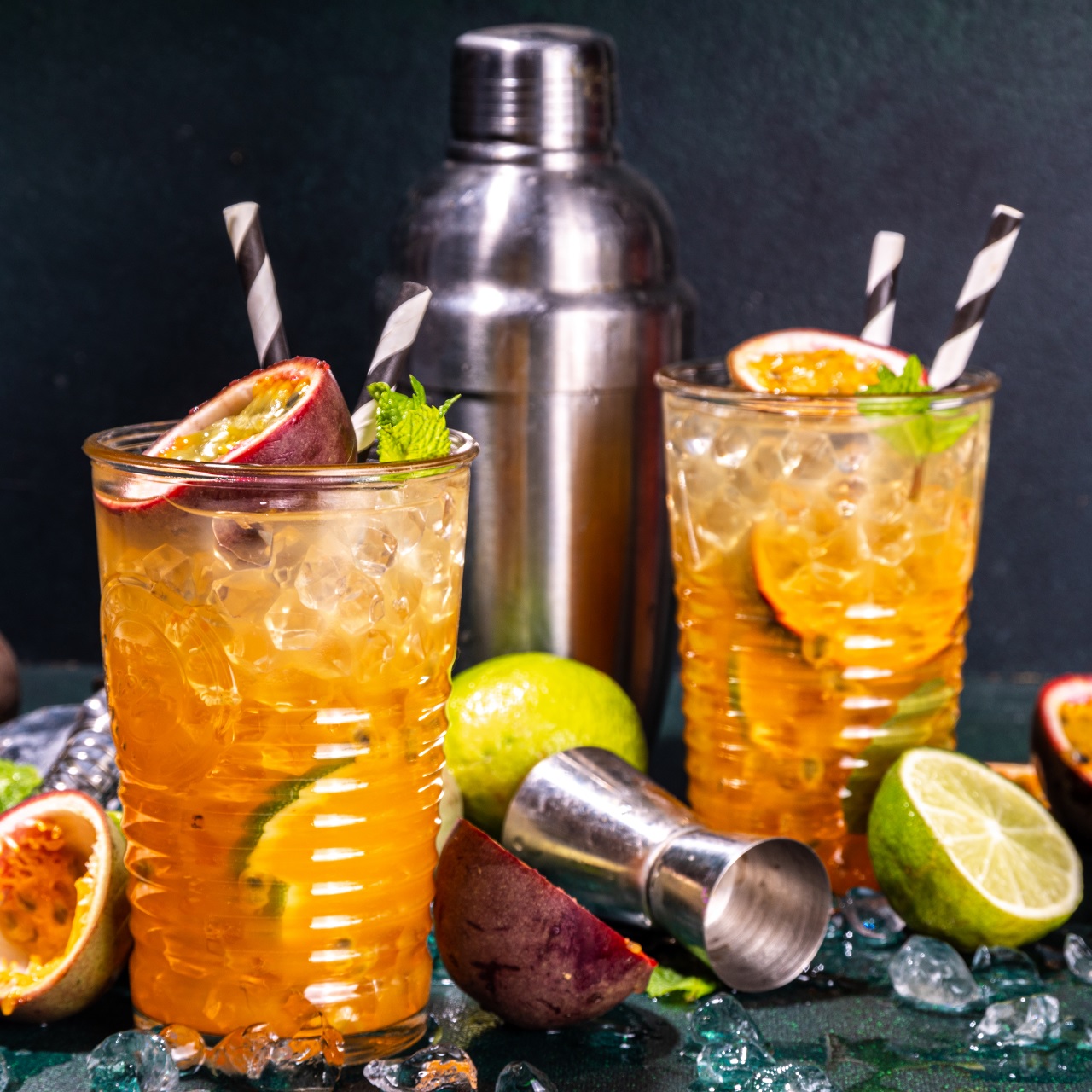 Drink z białym rumem i marakują - Kuchnia dla dorosłych